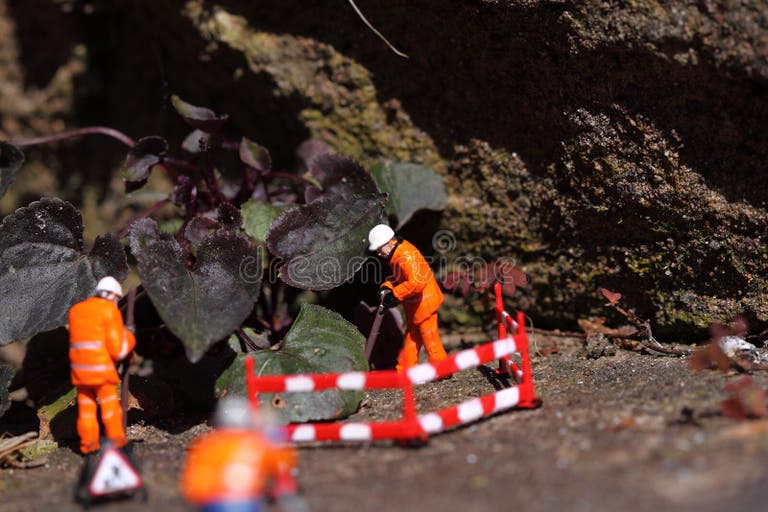 Weed Miniature Model Workers F Stock Image - Image of garden, scale ...