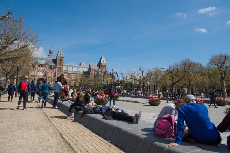 Weekend April Day on the Square in Front of the Rijksmuseum in ...