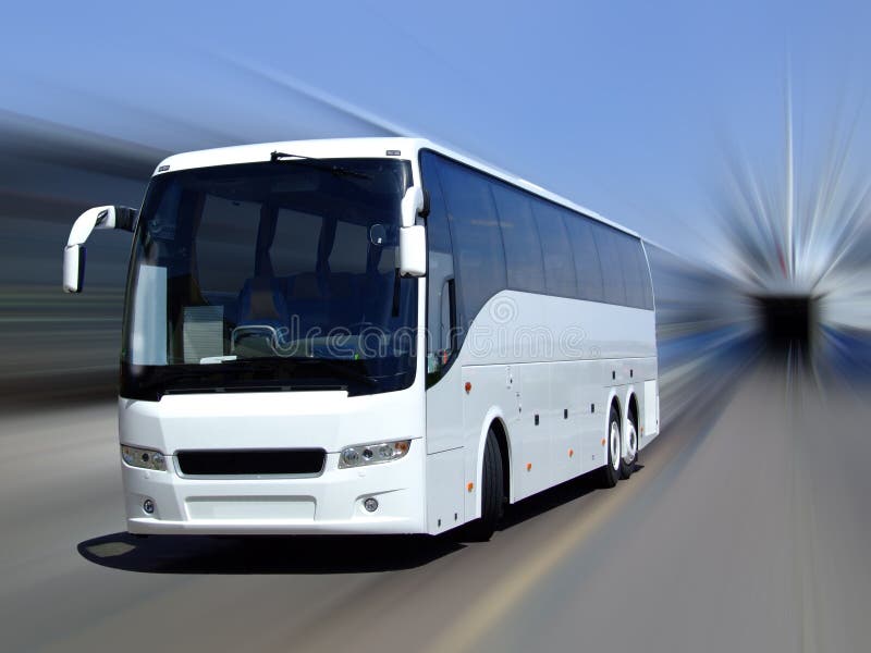 Weißer Bus stockfoto. Bild von autobahn, bequemlichkeit - 609664