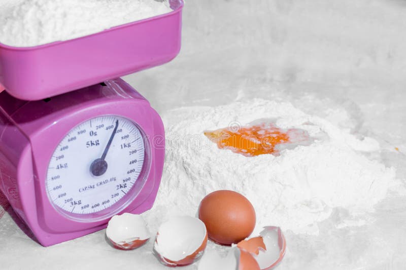 Weighing flour stock photo. Image of scale, flour, food - 25595488