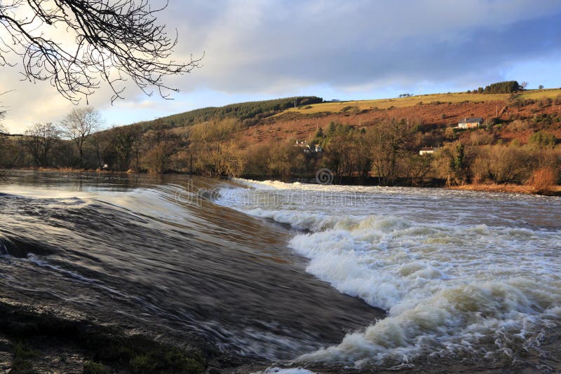 The Weir stock image. Image of weir, running, pond, lake - 5774909