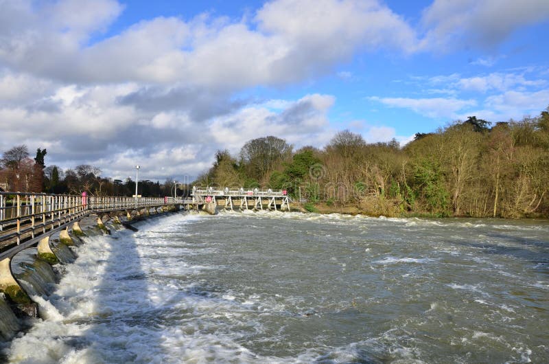 Lock on the River Thames in England Stock Photo - Image of flowerbeds ...