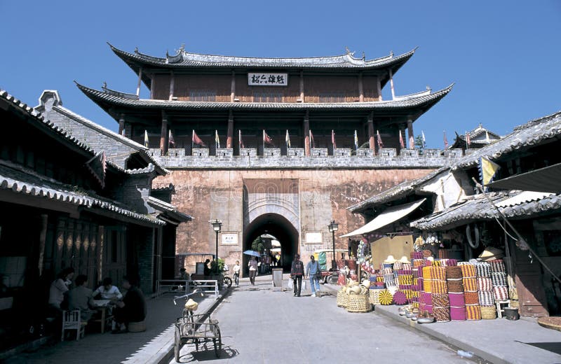 China Yunnan Ancient City Of Weishan Editorial Photo - Image of nyunnan ...