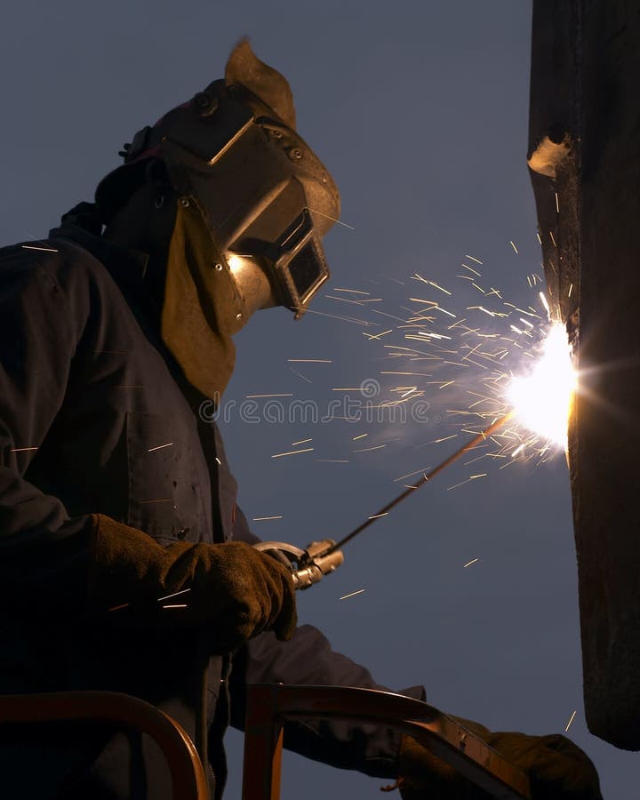 Welding at night stock photo. Image of industry, metal - 5612072