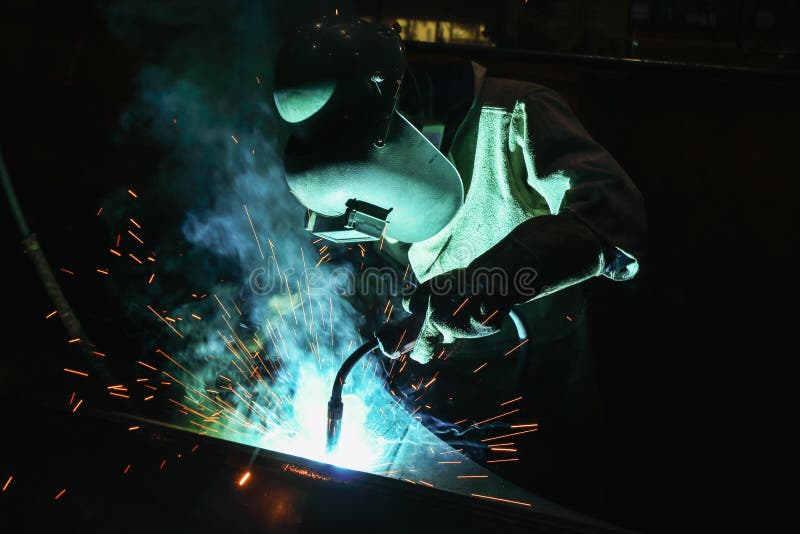 Welder of Metal Welding stock image. Image of dark, metal - 91037901