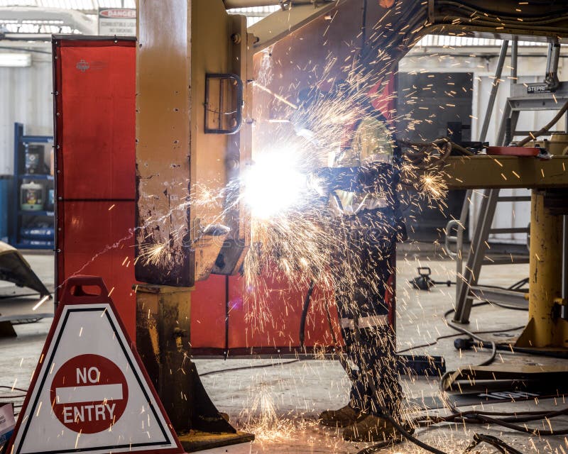 Welder Performs Air Carbon-arc Gouging Work Stock Photo - Image of ...
