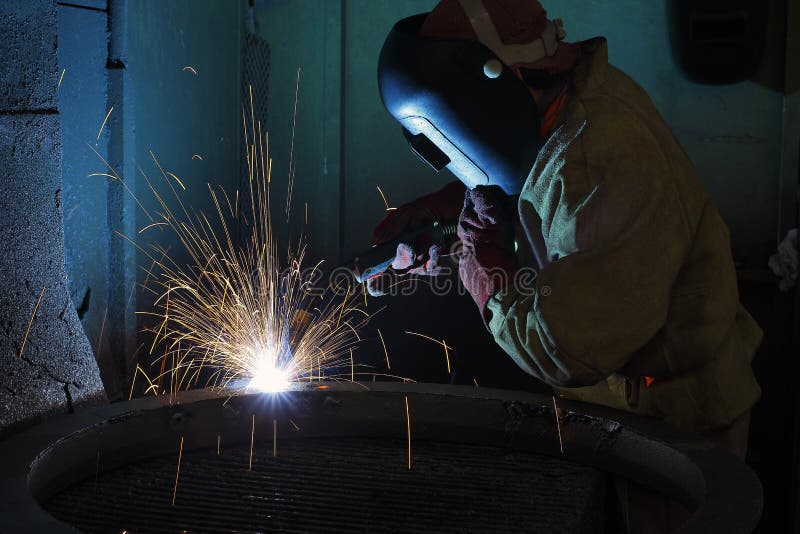 Welder editorial photography. Image of industrial, engineering - 60158642