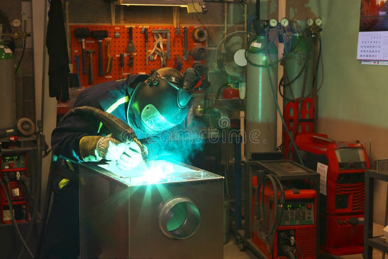 Welder. stock image. Image of worker, tool, equipment - 112193677