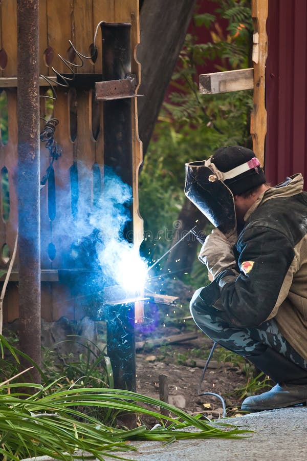 Welder at work stock image. Image of manufacturing, industry - 26185471