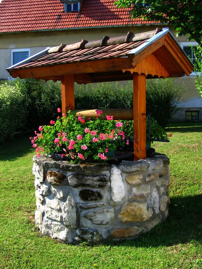Vintage water well stock photo. Image of countryside, vintage - 8581548