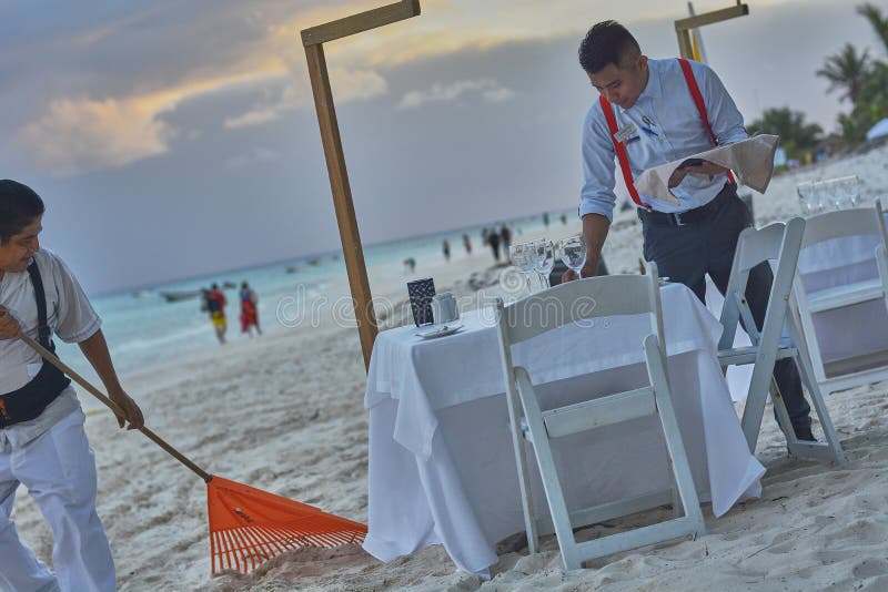 611 Beach Waiter Stock Photos - Free & Royalty-Free Stock Photos from ...