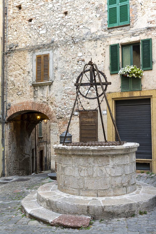 Well in Piazza San Giovanni Inside the Walls Editorial Photography ...