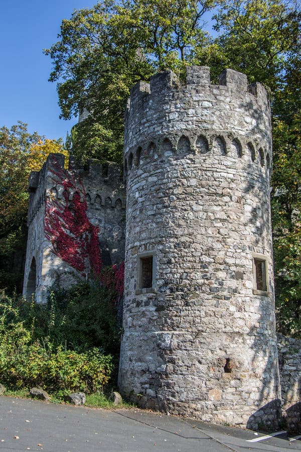 Well-preserved Fortress on the Lahn Stock Image - Image of clouds, lahn ...