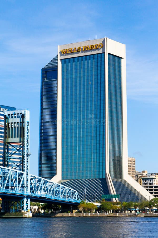Wells Fargo, Jacksonville, Florida Redaktionelles Stockfoto - Bild von ...