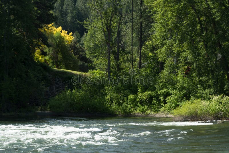 Wenatchee River and Mount Stuart in Leavenworth - 2 Stock Photo - Image ...