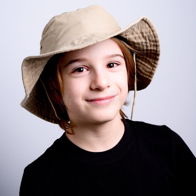 Wenig Pfadfinder stockfoto. Bild von erforschung, reise - 31410886