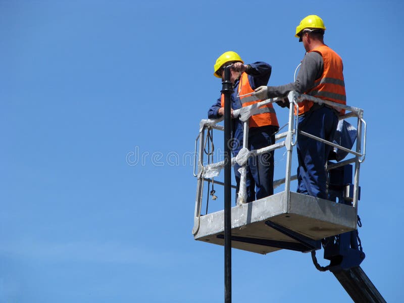 Werk in uitvoering redactionele stock foto. Image of mensen - 70401318