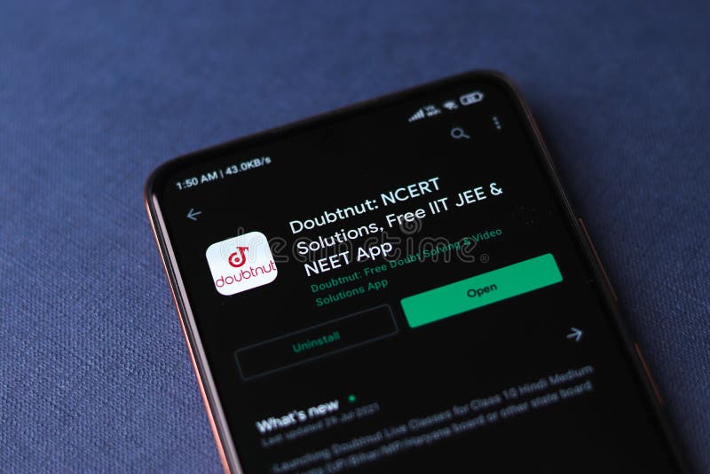 West Bangal, India - August 21, 2021 : Doubtnut Logo on Phone Screen ...