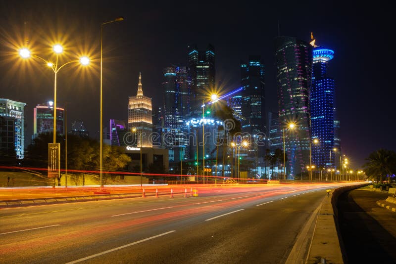 Doha corniche at night. editorial photo. Image of district - 182097346