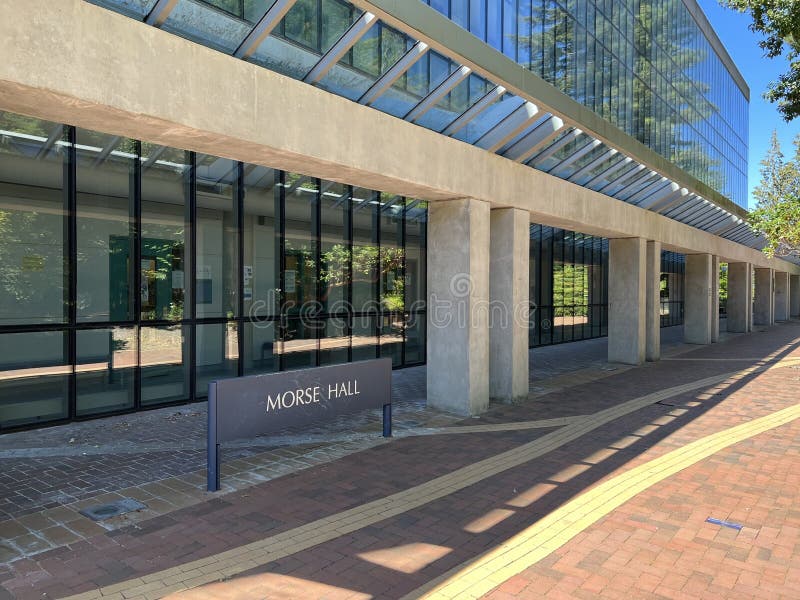 Western Washington University Morse Hall. Editorial Photo - Image of ...