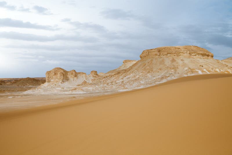 Western White Desert, Egypt Stock Photo - Image of sand, mountain: 23845294
