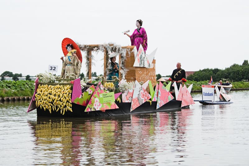 Westland Floating Flower Parade 2010 Editorial Stock Image - Image of ...