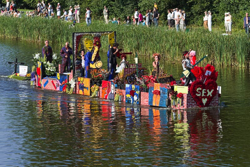 Westland Floating Flower Parade 2010, Netherlands Editorial Photography ...