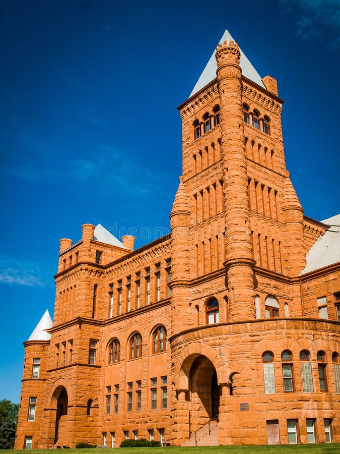 Westminster Castle editorial photo. Image of colorado - 101985026