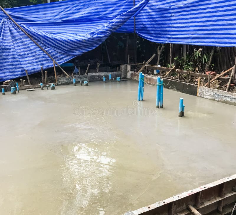 Wet Concrete Settle On Building Foundation Stock Photo - Image of ...