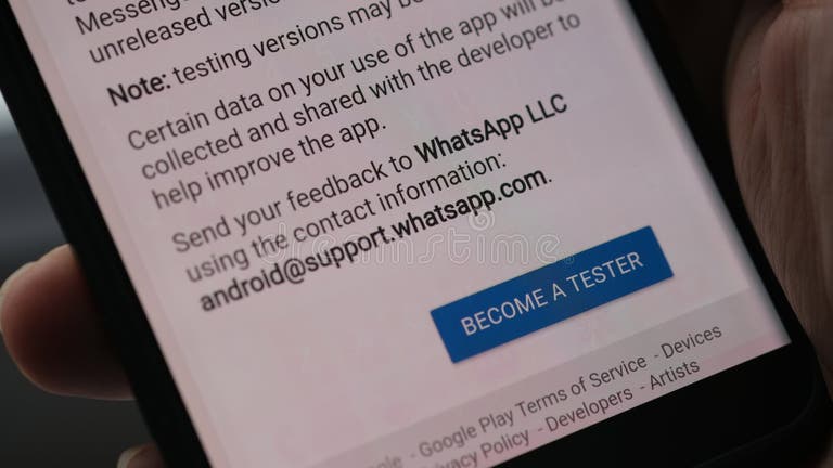 WhatsApp Beta Update Notification Editorial Stock Photo - Image of play ...