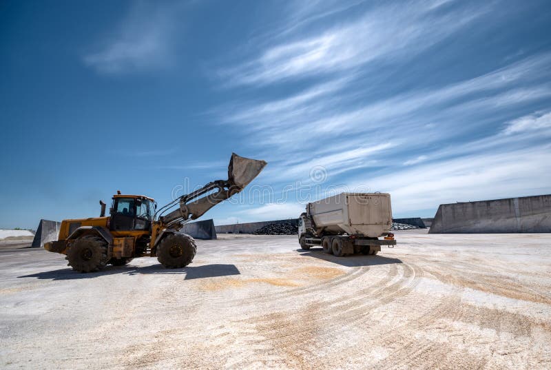 Wheel Bucket Loader Loading Truck Stock Photo - Image of dumper, yellow ...