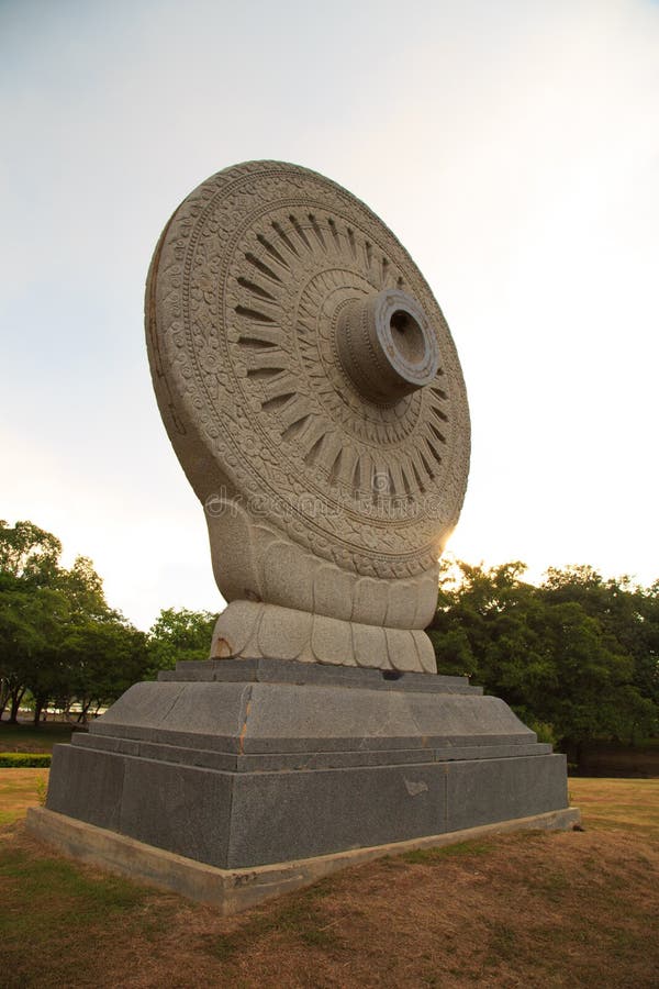 Wheel of Dhamma stock image. Image of blue, dharmachakra - 41195015