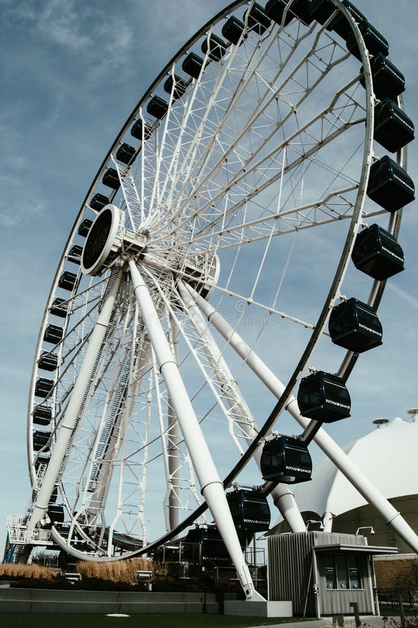Wheel of Fortune editorial image. Image of road, chicago - 277586415
