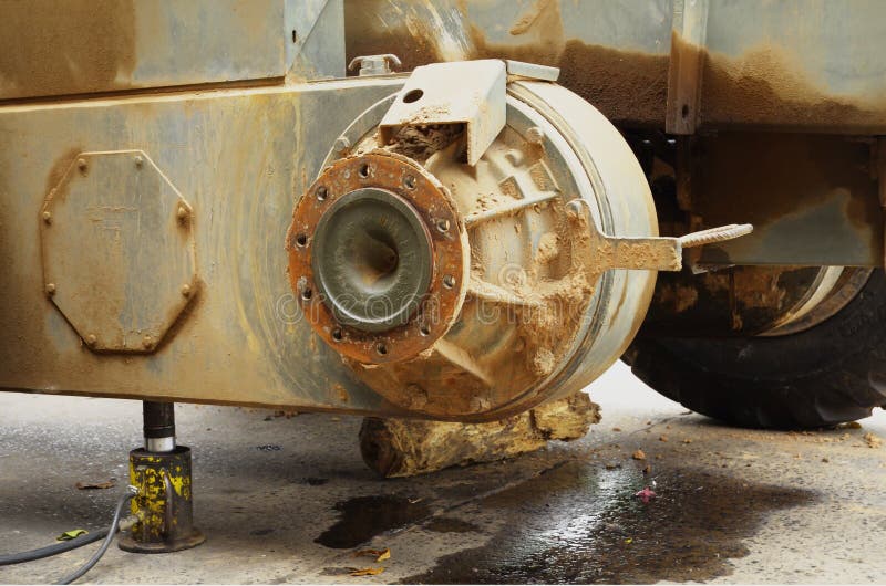 Wheel Hub of Grader Car in Process of Repair Tyre Stock Image - Image ...