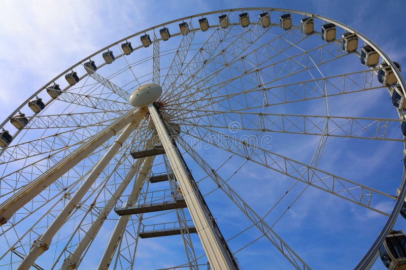 Wheel of Liverpool is a Transportable Ferris Wheel Editorial ... Wheel of Liverpool is a Transportable Ferris Wheel Editorial ...