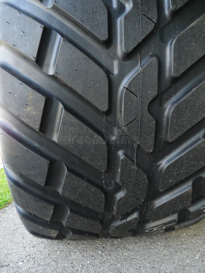 Tire Track Seamless Texture Stock Photos - Free & Royalty-Free Stock ...