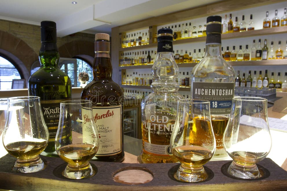 Whiskey Sampler editorial image. Image of malt, liquor - 35164150