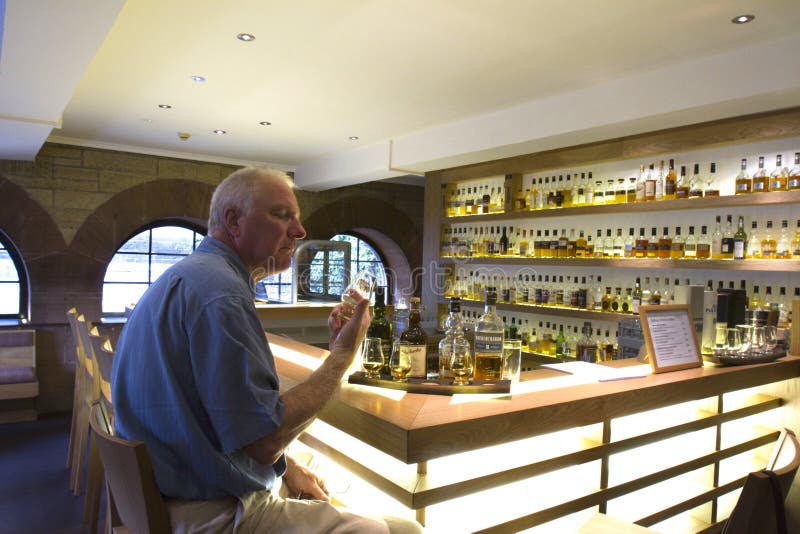 Whiskey Sampler editorial image. Image of malt, liquor - 35164150