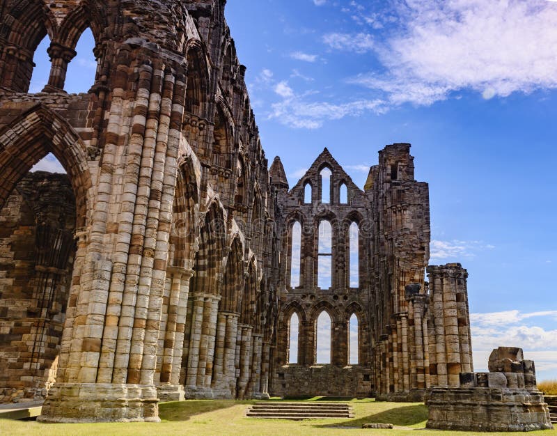 Whitby, Beautiful Old Ruins Stock Photo - Image of abbey, arch: 262525800