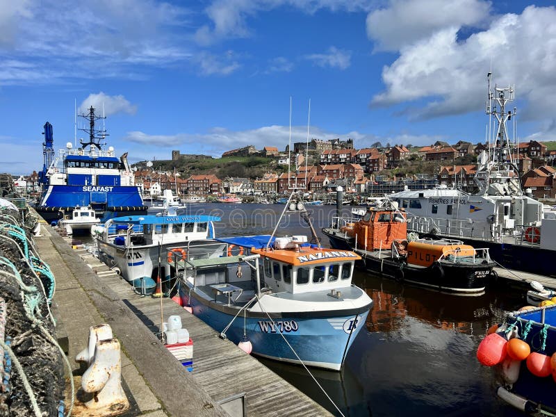 Whitby Harbour editorial stock image. Image of harbour - 273576864