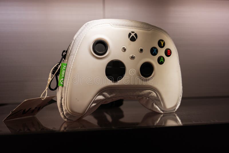 Stylish White Box Bag Gaming Controller Stock Photos - Free & Royalty ...