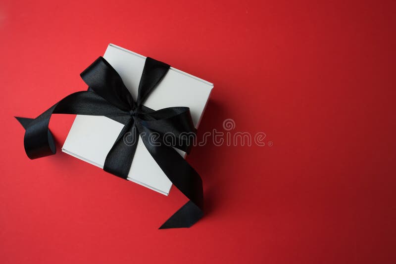 White Box with Black Ribbon Stock Photo - Image of gift, market: 344835060