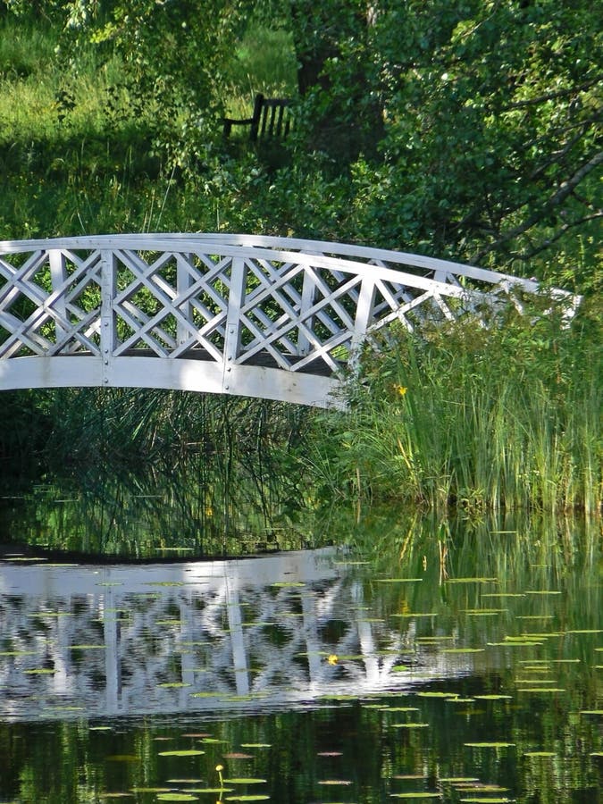 White bridge in park stock image. Image of pond, outside - 6000893