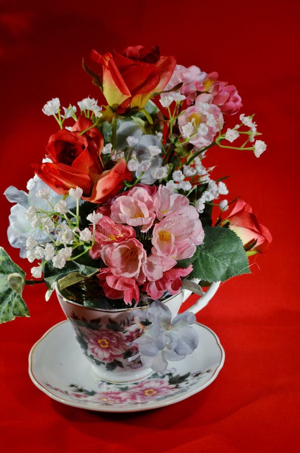 Tea cup with roses stock photo. Image of roses, pink - 130376696