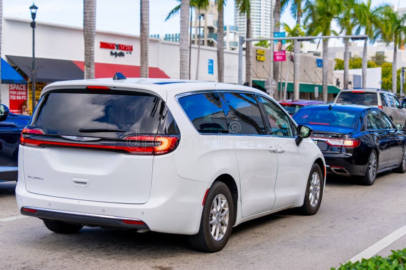 White Chrysler Pacifica Minivan Miami Beach Editorial Photography ...