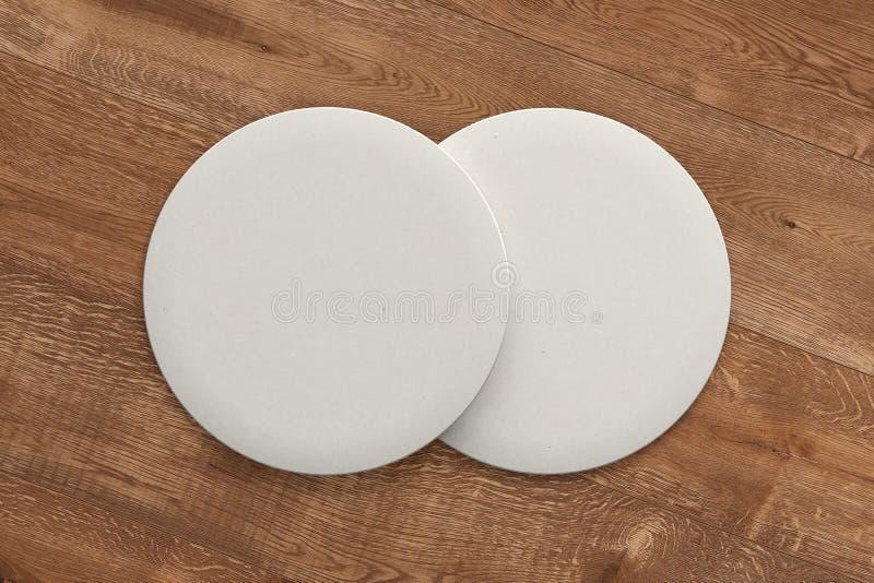 Table Coasters Stock Illustrations – 991 Table Coasters Stock ...