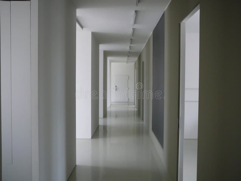70,066 White Corridor Stock Photos - Free & Royalty-Free Stock Photos ...