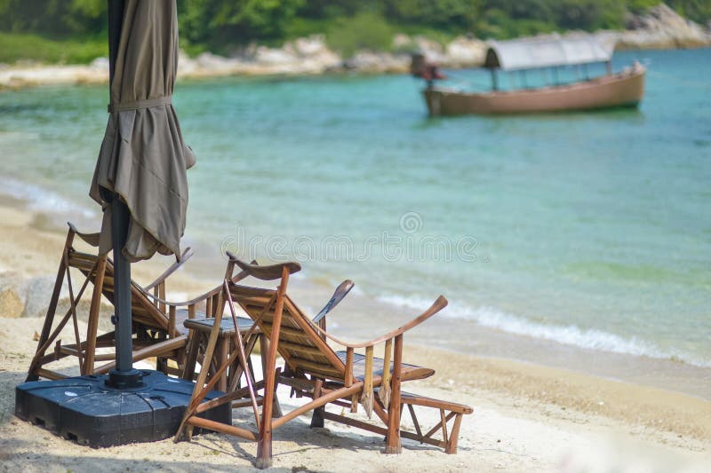 123 Cradle Under Tree Stock Photos - Free & Royalty-Free Stock Photos ...