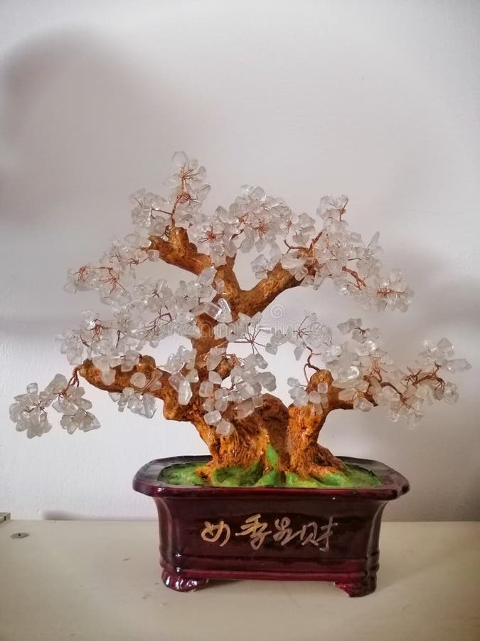 White Crystal Tree Image stock image. Image of decoration - 176353955