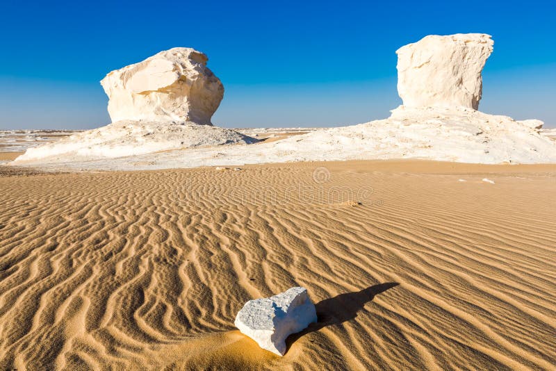The White Desert at Farafra in the Sahara of Egypt. Stock Photo - Image ...
